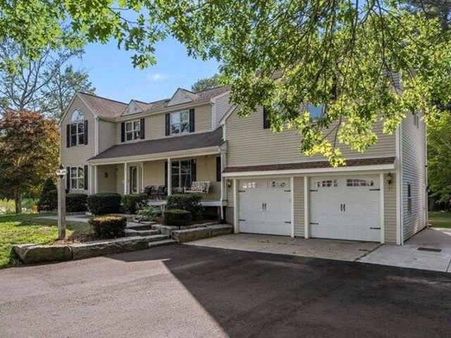 house with 4 bedroom, Rockland MA ES105079814