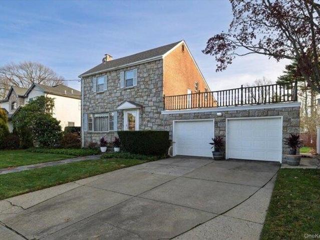 house with 4 bedroom, Rockville Centre NY DLS100693395