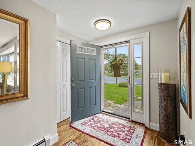 house with 4 bedroom, Rocky Hill CT ES105156400
