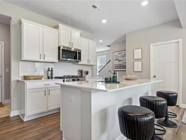 house with 4 bedroom, Rogers MN ES103501359