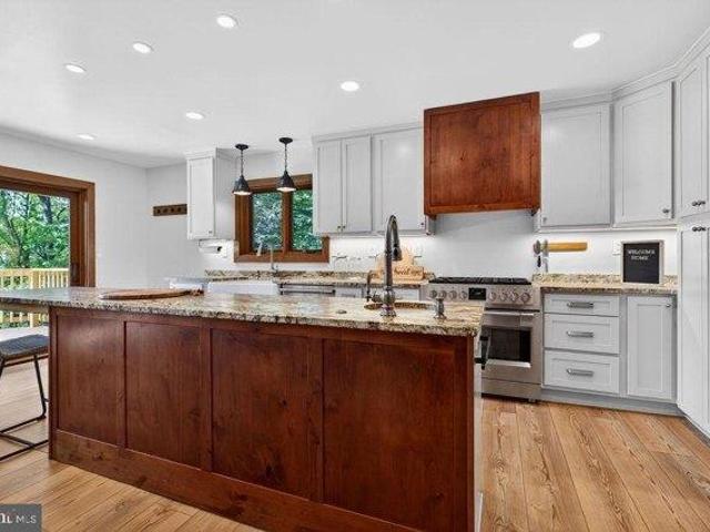 house with 4 bedroom, Roseland VA DS103625721