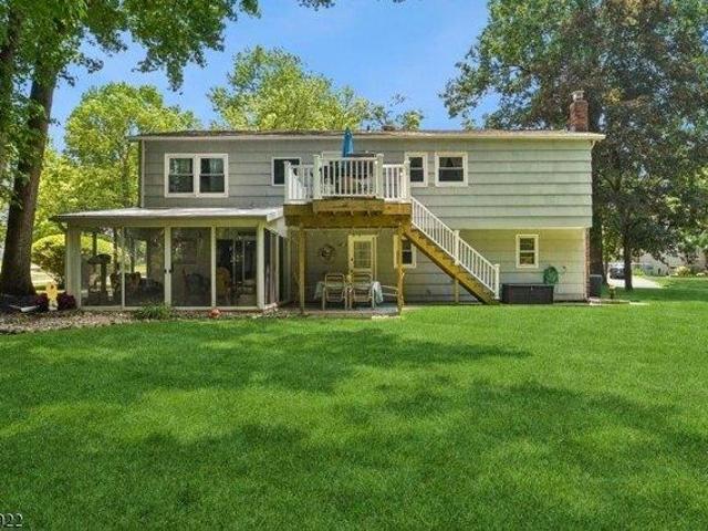 house with 4 bedroom, Roseland NJ DS104152671