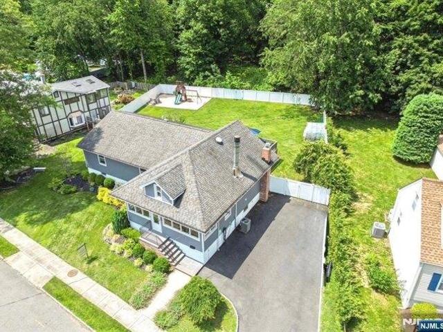house with 4 bedroom, Roseland NJ DS104234992