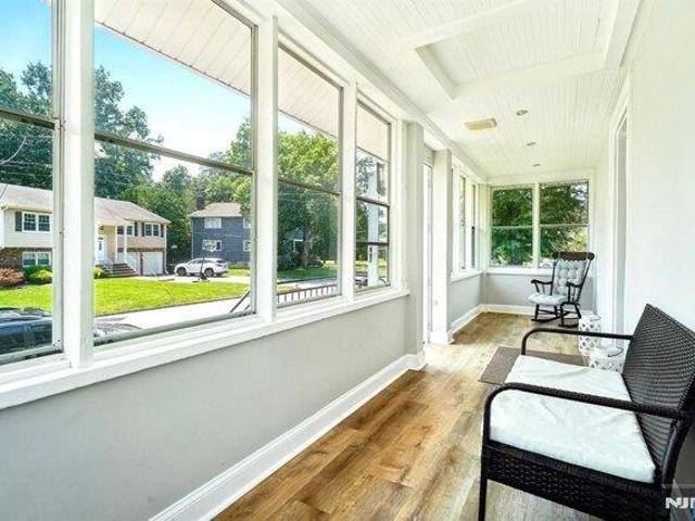 house with 4 bedroom, Roseland NJ ES104296224