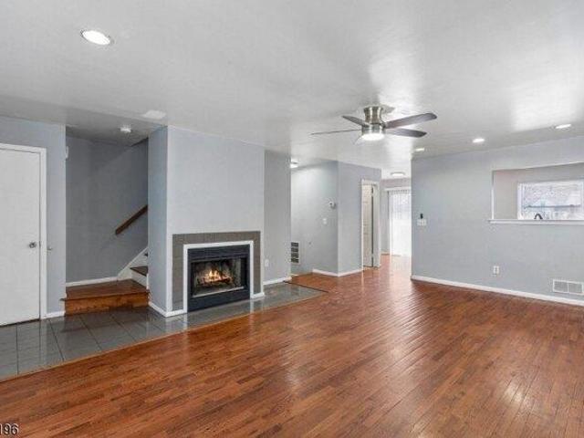 house with 4 bedroom, Roselle NJ DLS102317976