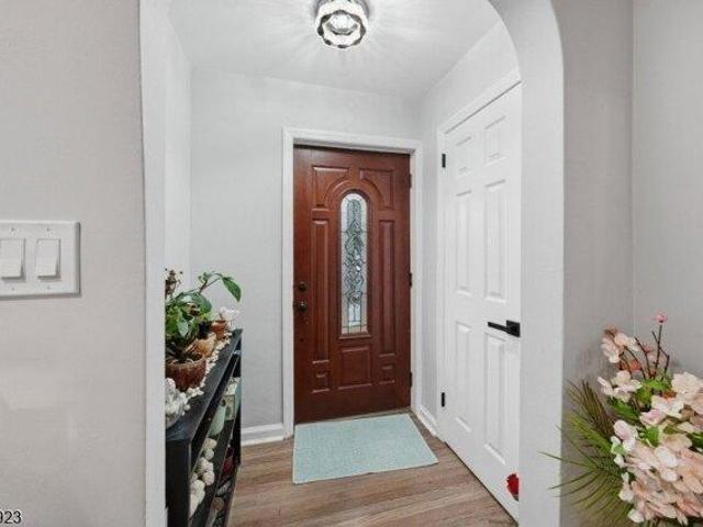 house with 4 bedroom, Roselle NJ DS104443571