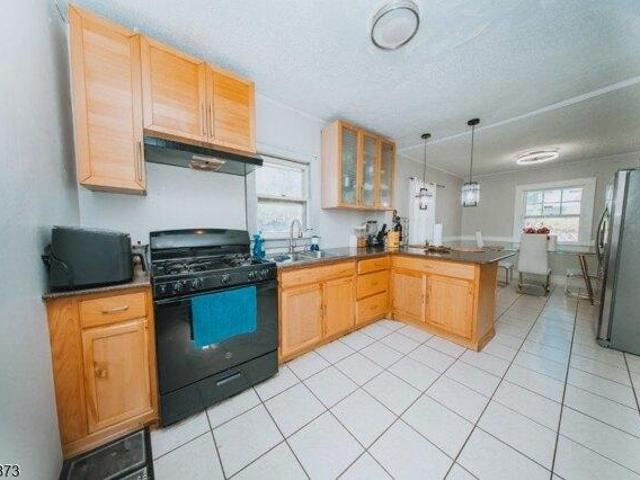house with 4 bedroom, Roselle NJ ES104852689