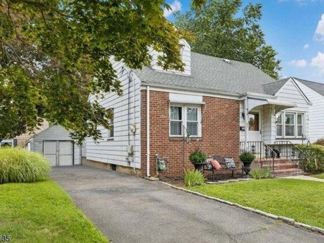 house with 4 bedroom, Roselle Park NJ ES105207170