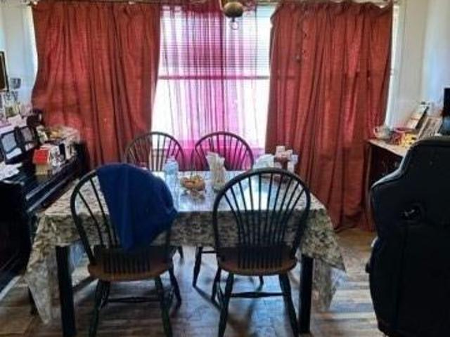 house with 4 bedroom, Roslyn NY DLS72692107