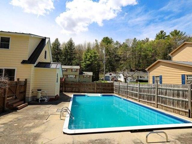 house with 4 bedroom, Rumford ME DS102824109