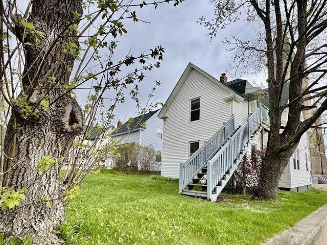house with 4 bedroom, Rumford ME ES105127334