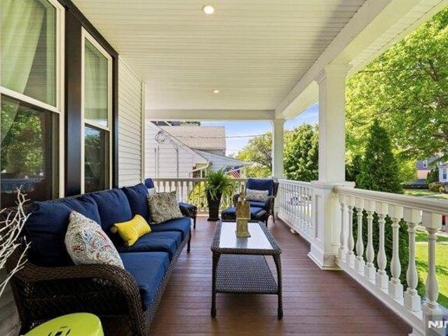 house with 4 bedroom, Rutherford NJ DLS102778206