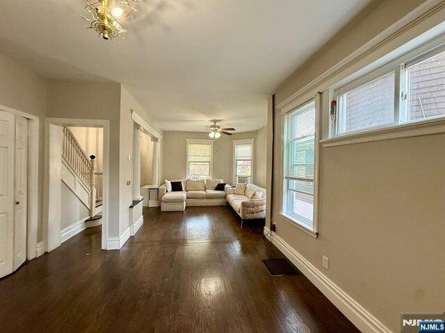 house with 4 bedroom, Rutherford NJ DS102257637