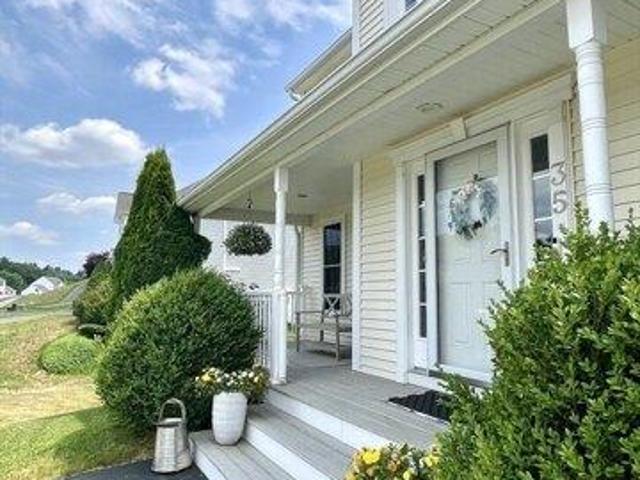 house with 4 bedroom, Rutland MA ES104899734