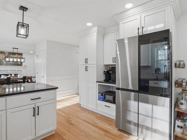house with 4 bedroom, Rutland MA ES105125339