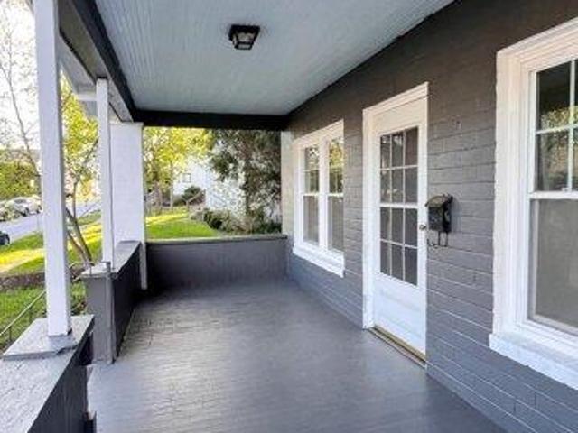 house with 4 bedroom, Rutland VT DS103069627