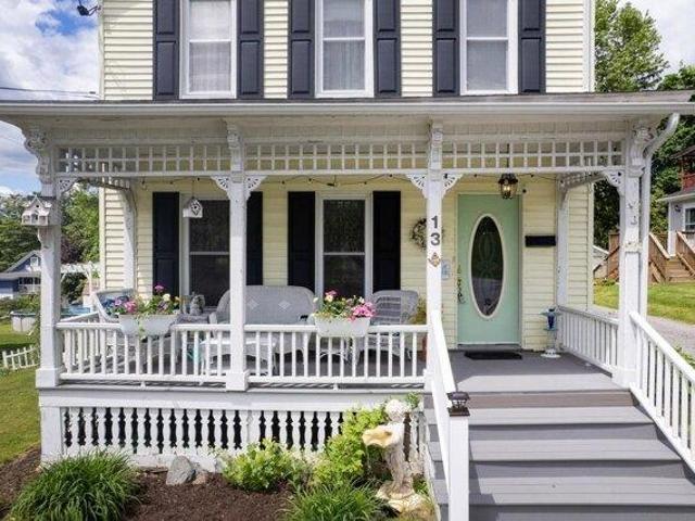 house with 4 bedroom, Rutland VT DS103101035