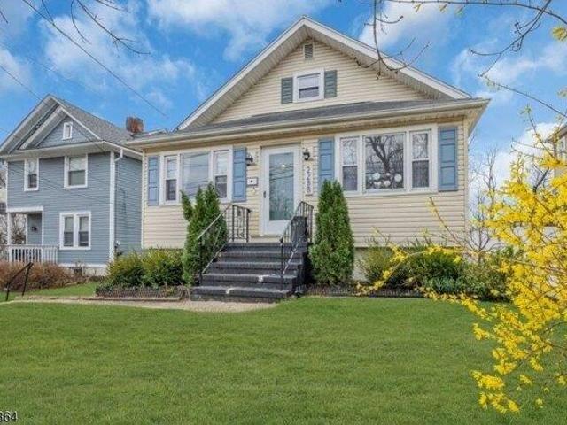 house with 4 bedroom, Scotch Plains NJ ES104607117