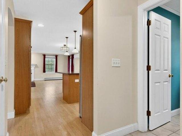 house with 4 bedroom, Scarborough ME DLS102213074