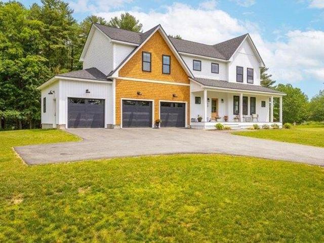 house with 4 bedroom, Scarborough ME DS104441613
