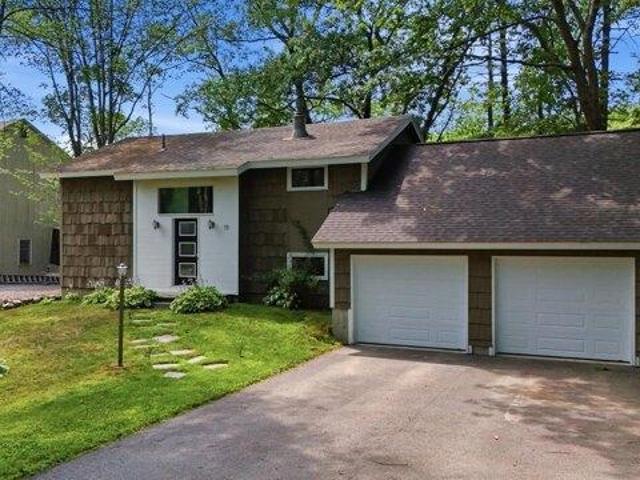 house with 4 bedroom, Scarborough ME DS104406242