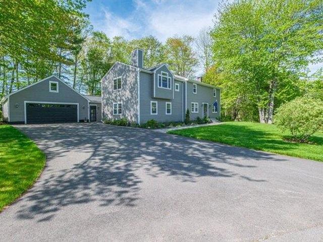 house with 4 bedroom, Scarborough ME ES103128010