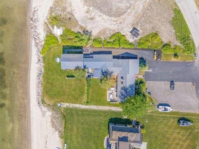 house with 4 bedroom, Scarborough ME ES103248099