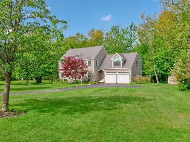 house with 4 bedroom, Scarborough ME ES104009343