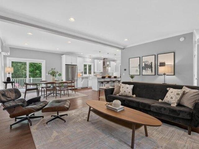 house with 4 bedroom, Scarborough ME ES104788339