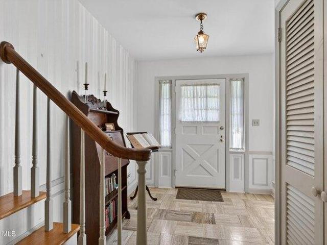 house with 4 bedroom, Schenectady NY ES103623318