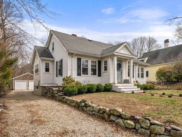 house with 4 bedroom, Scituate MA DS102585307