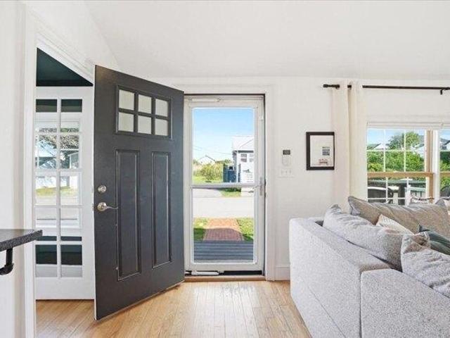 house with 4 bedroom, Scituate MA ES104008244