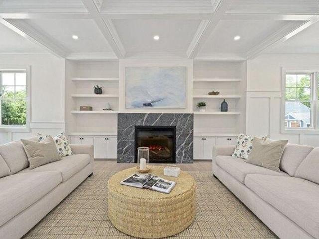 house with 4 bedroom, Scituate MA ES104542902