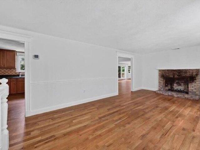 house with 4 bedroom, Scituate MA ES104510260
