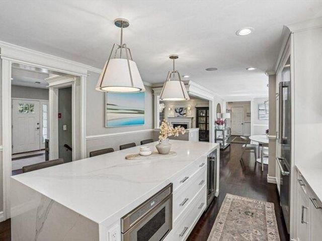 house with 4 bedroom, Scituate MA ES104514133