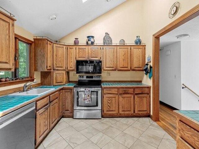 house with 4 bedroom, Scituate MA ES105172374