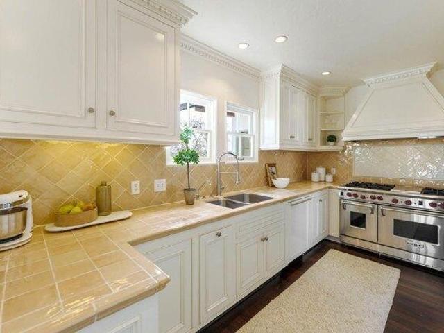 house with 4 bedroom, Santa Barbara CA ES103501357