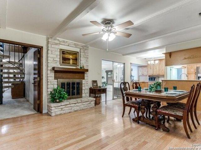 house with 4 bedroom, San Antonio TX ES103501446