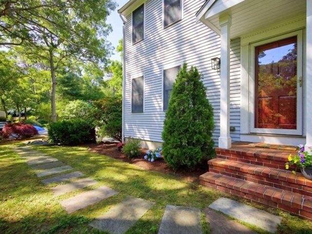 house with 4 bedroom, Sandwich MA ES104332117
