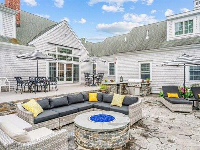house with 4 bedroom, Sandwich MA ES105156173