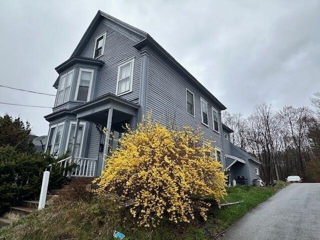 house with 4 bedroom, Sanford ME DS104114340