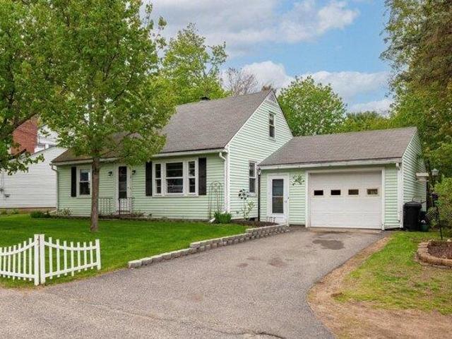 house with 4 bedroom, Sanford ME DS102822738