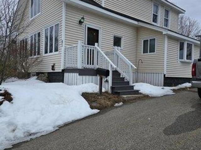 house with 4 bedroom, Sanford ME DS103070099