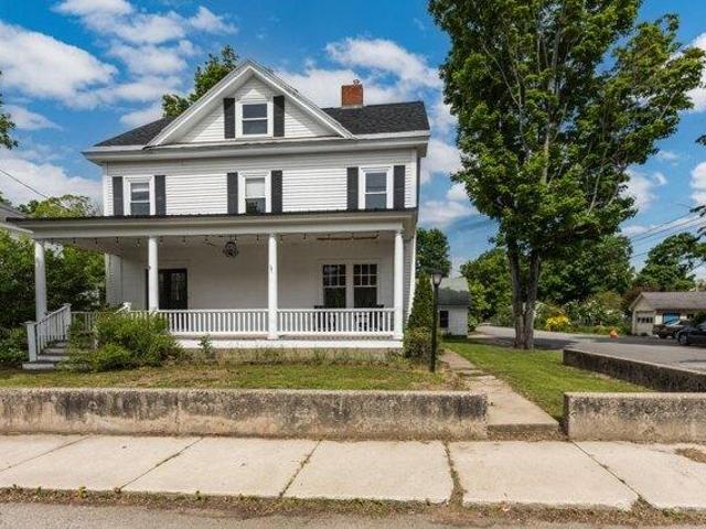 house with 4 bedroom, Sanford ME ES105205428