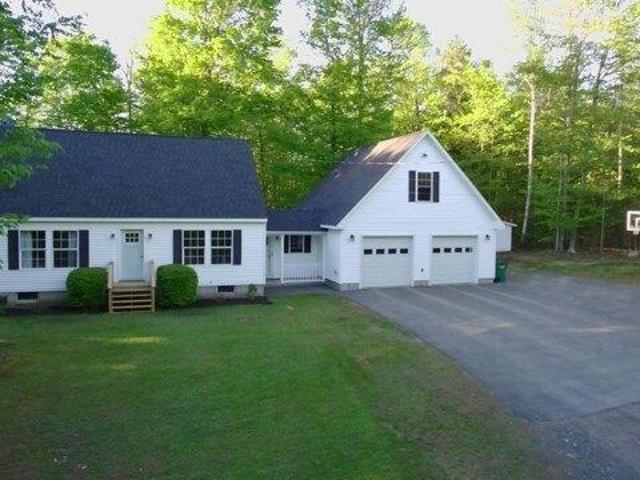 house with 4 bedroom, Sangerville ME DS103101090