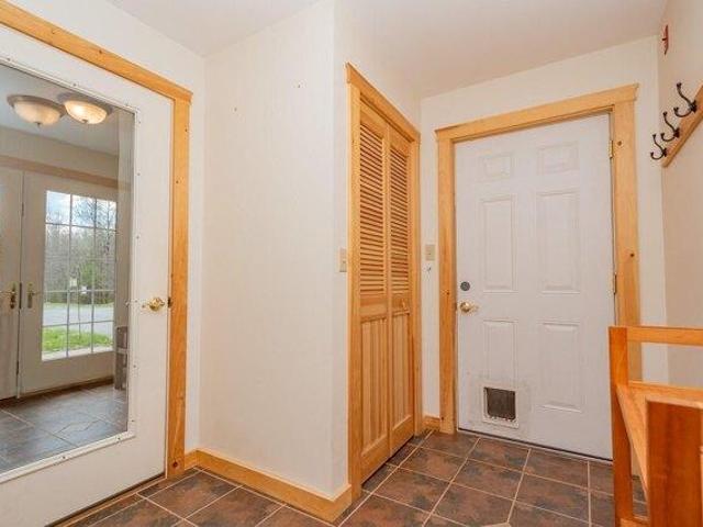 house with 4 bedroom, Sangerville ME ES104849799