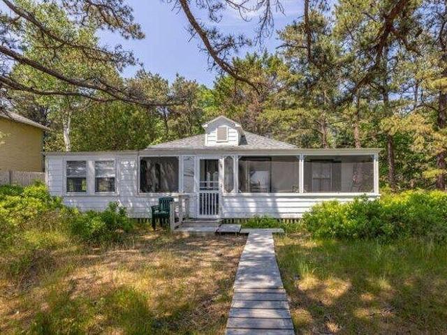 house with 4 bedroom, Saco ME DLS88247104