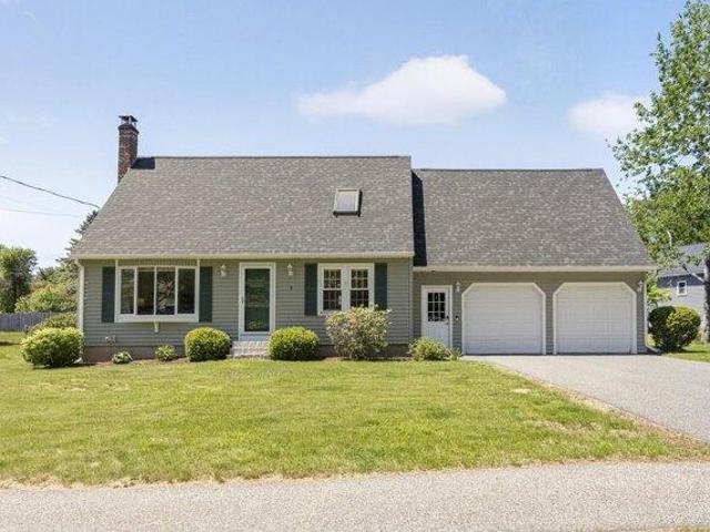 house with 4 bedroom, Saco ME DS102777429
