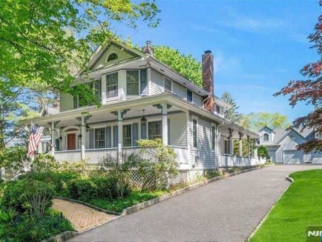 house with 4 bedroom, Saddle River NJ DS104405950