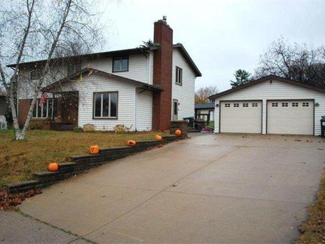house with 4 bedroom, Saint Charles MN DS88430624